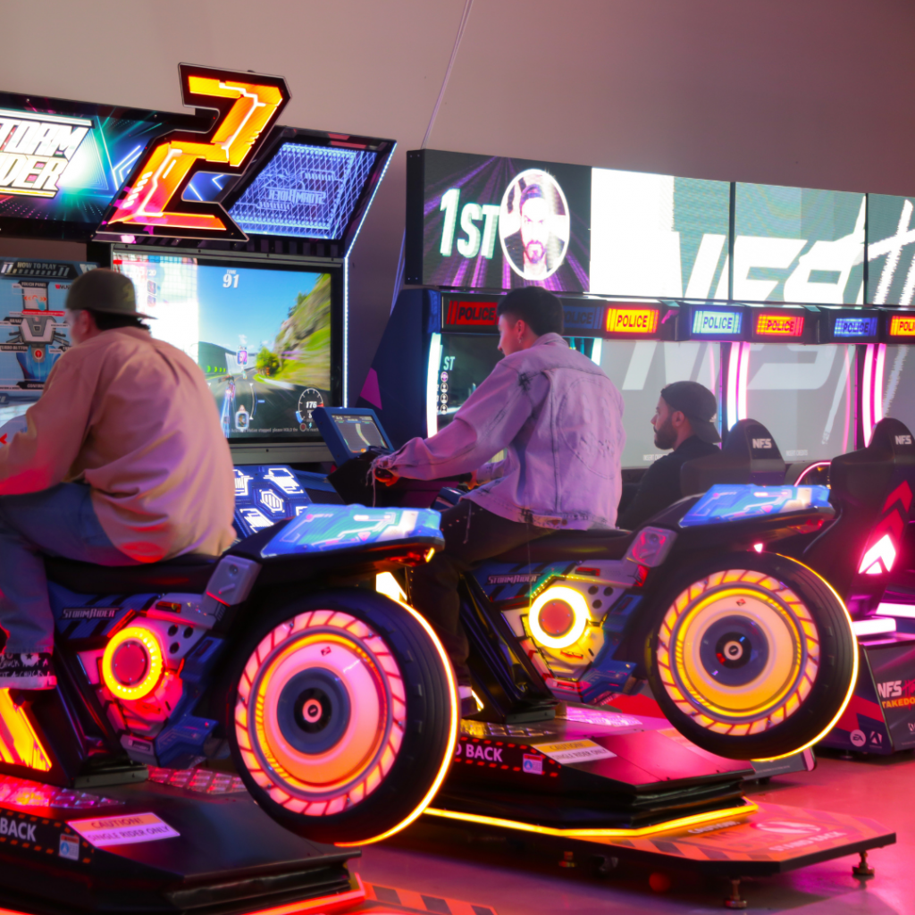 Centre PLAYBOX - L'ultime destination de divertissement du centre-ville ...